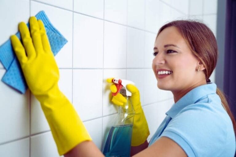 Can Hydrogen Peroxide Kill Mold? Here’s What You Need to Know ...